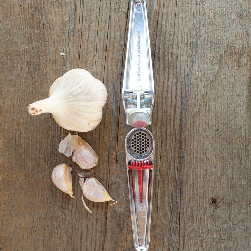 Garlic Press with Cleaner – Pinetree Garden Seeds