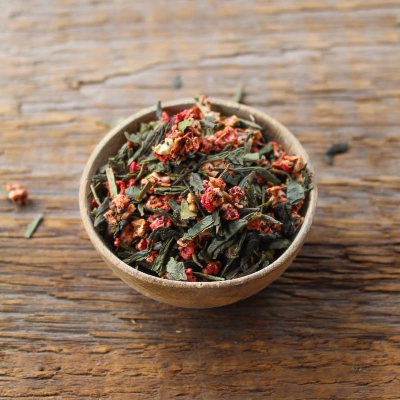Strawberry Green Tea (Organic) 3 oz. – Pinetree Garden Seeds